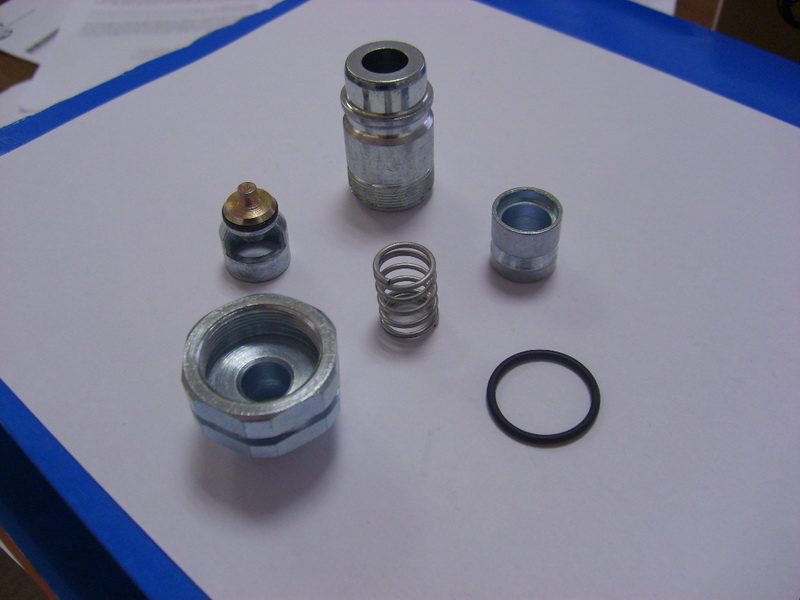 MT ZANETTI Hidrolik Çabuk Bağlantı Elemanları Montaj Makinesi ...