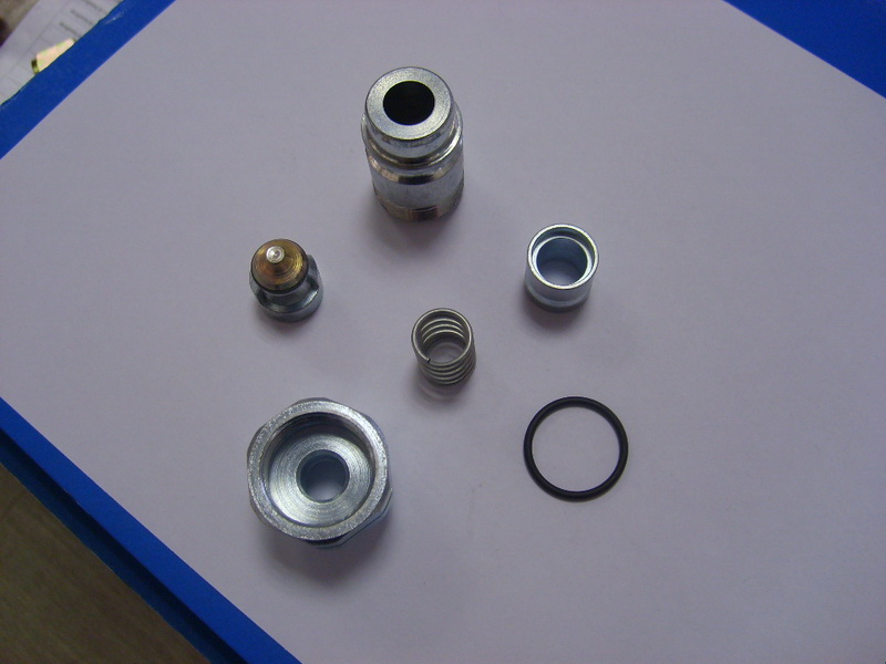 MT ZANETTI Hidrolik Çabuk Bağlantı Elemanları Montaj Makinesi ...