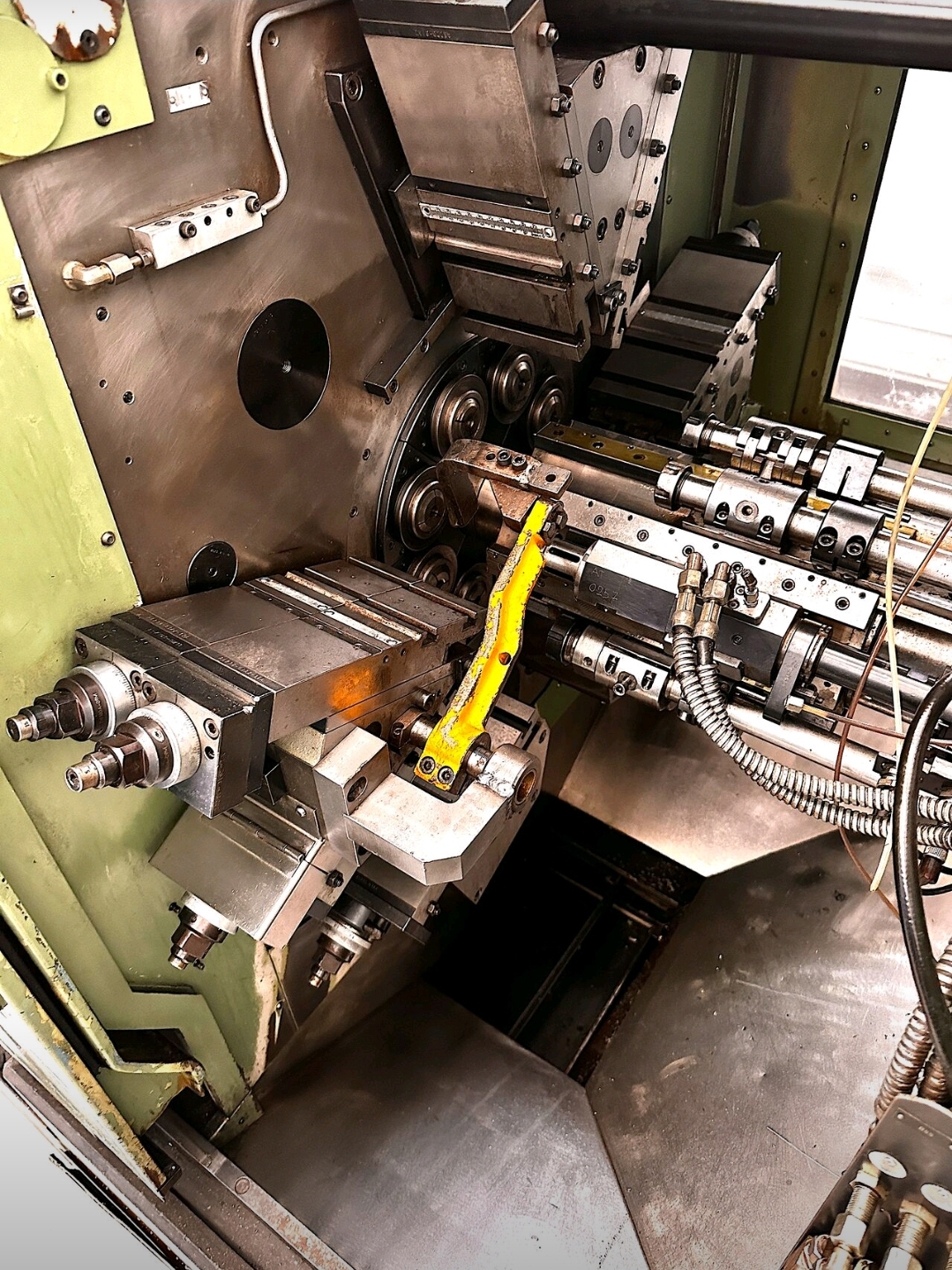 Schütte AG 20 8 Spindles - Multispindle Turning Machine - Dimas